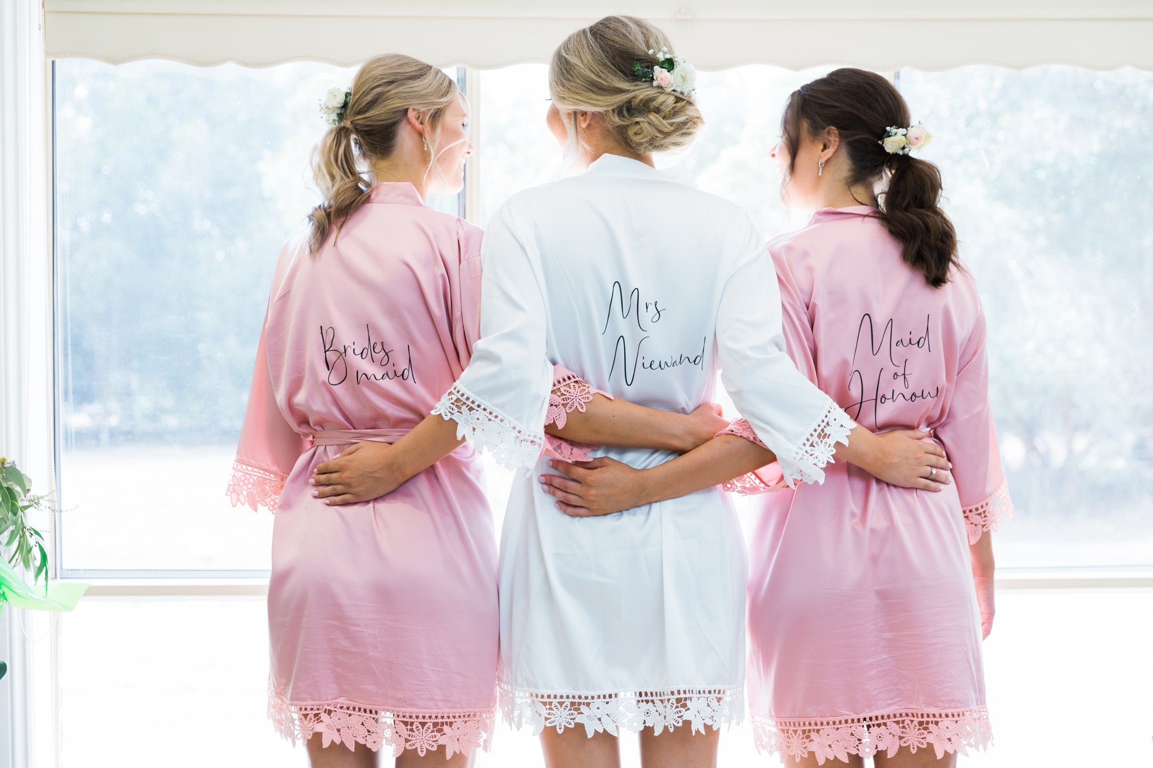 Embroidered Personalised Bridal & Bridesmaid Robes | Custom Getting ...